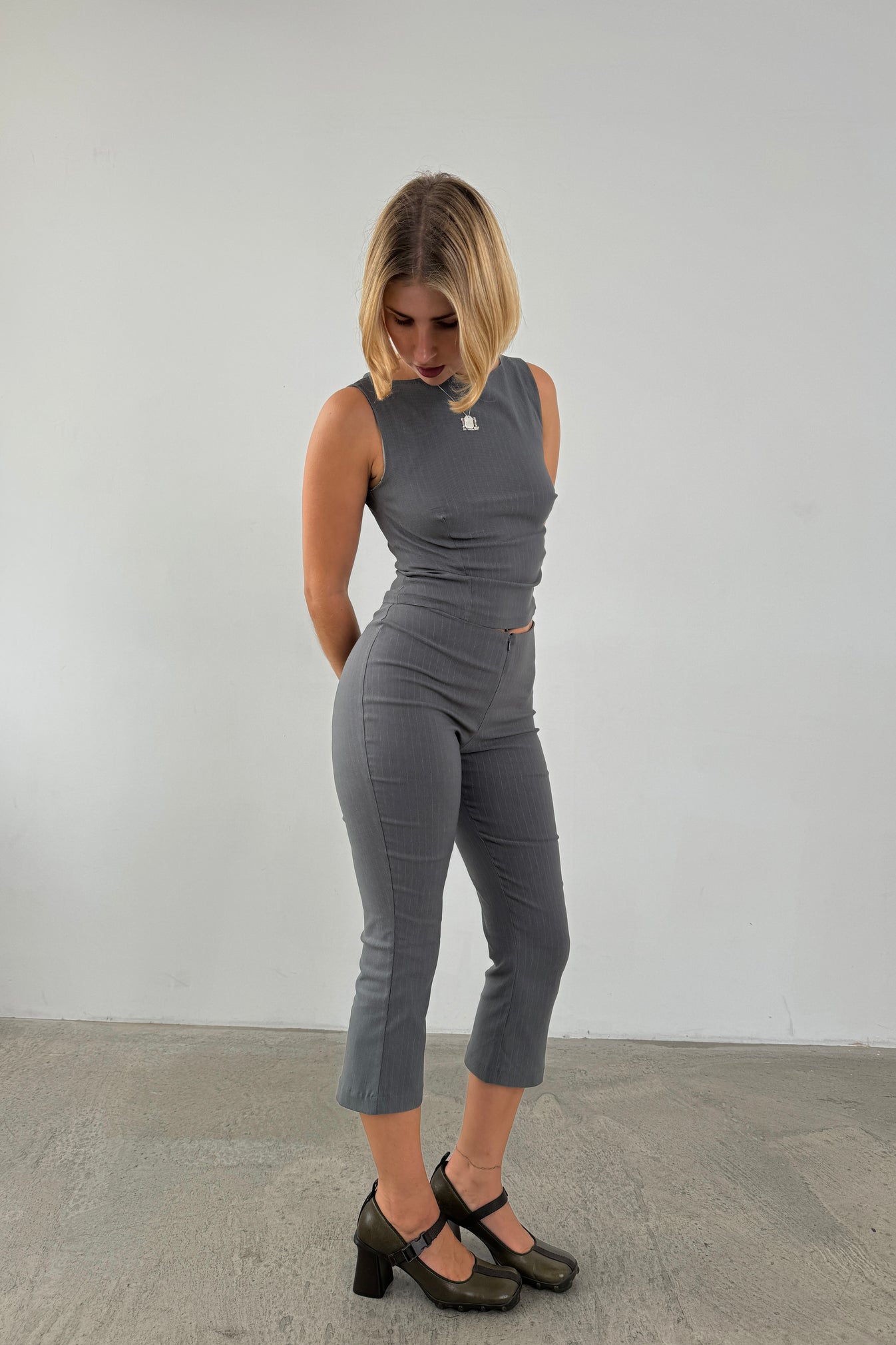 The flared capris - Slate Pinstripe – Isabella Vrana